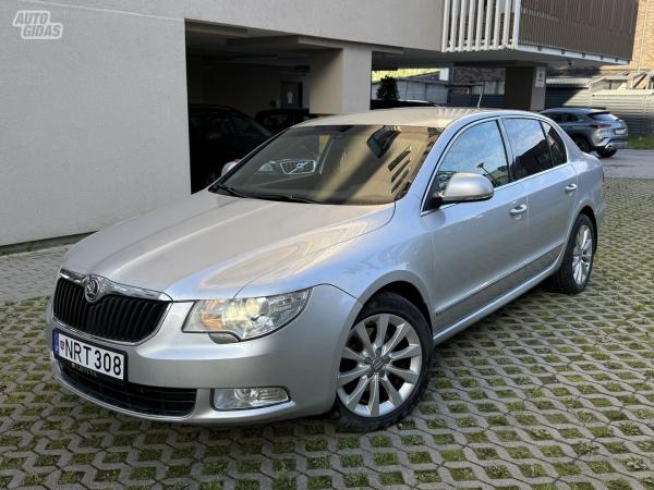 Skoda SuperB 2009 in Vilnius on AUTOMOTO.COM.LV Skoda SuperB 2009 in Vilnius, with an engine capacity of 2.00 L and mileage of 294 thousand km for 3600 €, photo 1 on AUTOMOTO.COM.LV