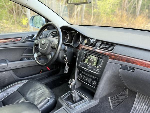 Skoda SuperB 2010 in Vilnius, with an engine capacity of 2.00 L and mileage of 400 thousand km for 3200 €, photo 10 on AUTOMOTO.COM.LV
