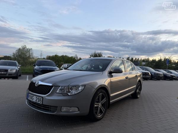 Skoda SuperB 2010 in Vilnius, with an engine capacity of 2.00 L and mileage of 396 thousand km for 3000 €, photo 3 on AUTOMOTO.COM.LV