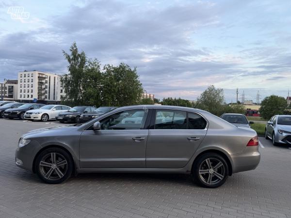 Skoda SuperB 2010 in Vilnius, with an engine capacity of 2.00 L and mileage of 396 thousand km for 3000 €, photo 4 on AUTOMOTO.COM.LV