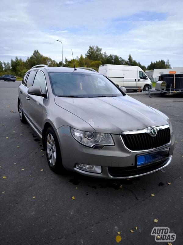 Skoda SuperB 2010 in Vilnius, with an engine capacity of 2.00 L and mileage of 408 thousand km for 2800 €, photo 3 on AUTOMOTO.COM.LV