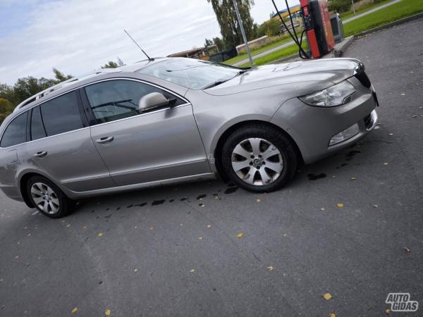 Skoda SuperB 2010 in Vilnius, with an engine capacity of 2.00 L and mileage of 408 thousand km for 2800 €, photo 9 on AUTOMOTO.COM.LV