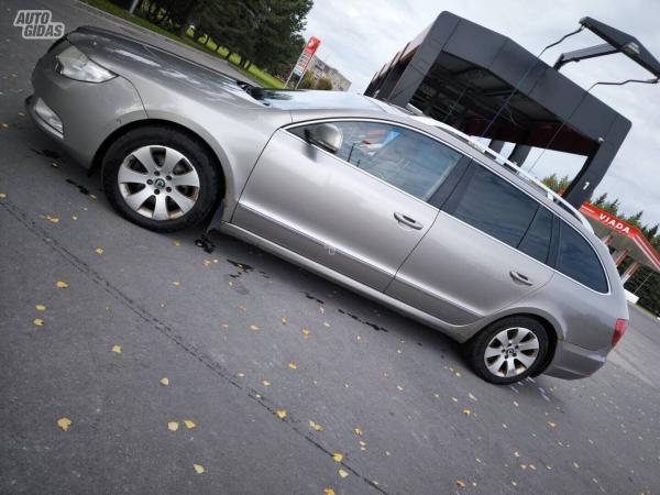 Skoda SuperB 2010 in Vilnius, with an engine capacity of 2.00 L and mileage of 408 thousand km for 2800 €, photo 10 on AUTOMOTO.COM.LV
