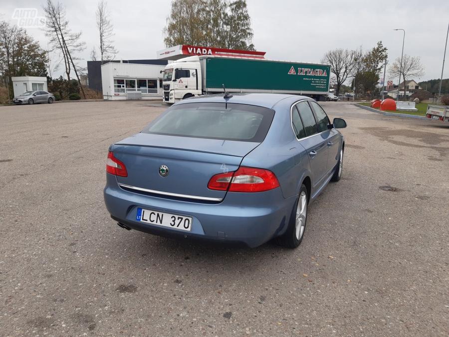 Skoda SuperB 2010 in Kaunas, with an engine capacity of 2.00 L and mileage of 300 thousand km for 2300 €, photo 11 on AUTOMOTO.COM.LV