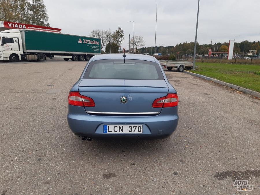 Skoda SuperB 2010 in Kaunas, with an engine capacity of 2.00 L and mileage of 300 thousand km for 2300 €, photo 12 on AUTOMOTO.COM.LV