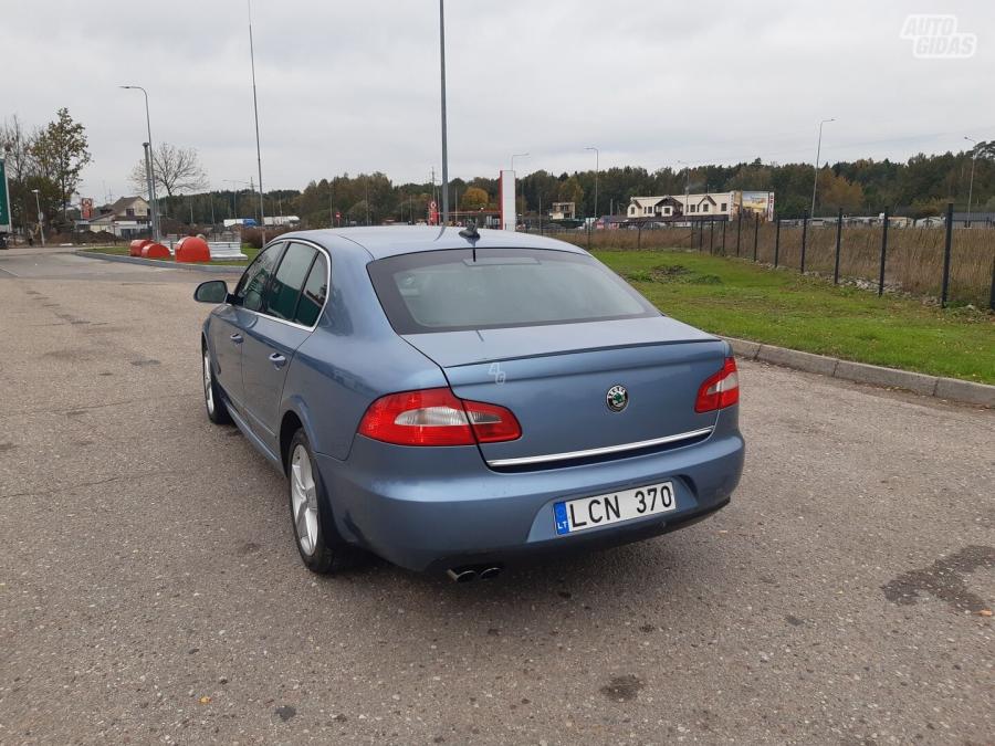 Skoda SuperB 2010 in Kaunas, with an engine capacity of 2.00 L and mileage of 300 thousand km for 2300 €, photo 13 on AUTOMOTO.COM.LV