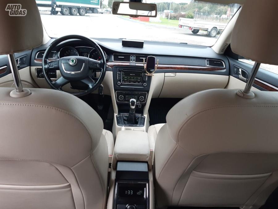 Skoda SuperB 2010 in Kaunas, with an engine capacity of 2.00 L and mileage of 300 thousand km for 2300 €, photo 21 on AUTOMOTO.COM.LV