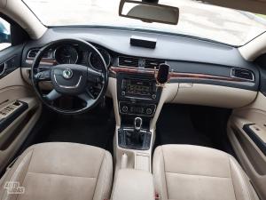 Skoda SuperB 2010 in Kaunas, with an engine capacity of 2.00 L and mileage of 300 thousand km for 2300 €, photo 22 on AUTOMOTO.COM.LV