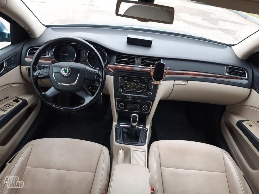 Skoda SuperB 2010 in Kaunas, with an engine capacity of 2.00 L and mileage of 300 thousand km for 2300 €, photo 22 on AUTOMOTO.COM.LV