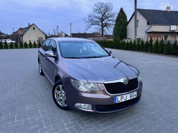 Skoda SuperB 2011 Kauņa, ar dzinēja tilpumu 2.00 L un nobraukumu 301 tūkst. km par 3300 €, foto 4 vietnē AUTOMOTO.COM.LV