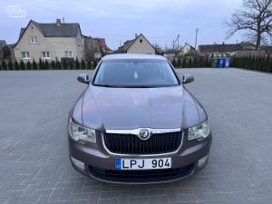 Skoda SuperB 2011 in Kaunas, with an engine capacity of 2.00 L and mileage of 301 thousand km for 3300 €, photo 6 on AUTOMOTO.COM.LV