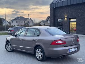 Skoda SuperB 2011 in Kaunas, with an engine capacity of 2.00 L and mileage of 301 thousand km for 3300 €, photo 7 on AUTOMOTO.COM.LV