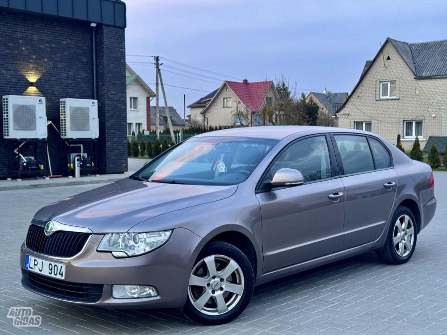 Skoda SuperB 2011 in Kaunas, with an engine capacity of 2.00 L and mileage of 301 thousand km for 3300 €, photo 10 on AUTOMOTO.COM.LV