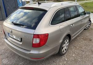 Skoda SuperB 2011 Klaipėda, ar dzinēja tilpumu 2.00 L un nobraukumu 285 tūkst. km par 4000 €, foto 9 vietnē AUTOMOTO.COM.LV