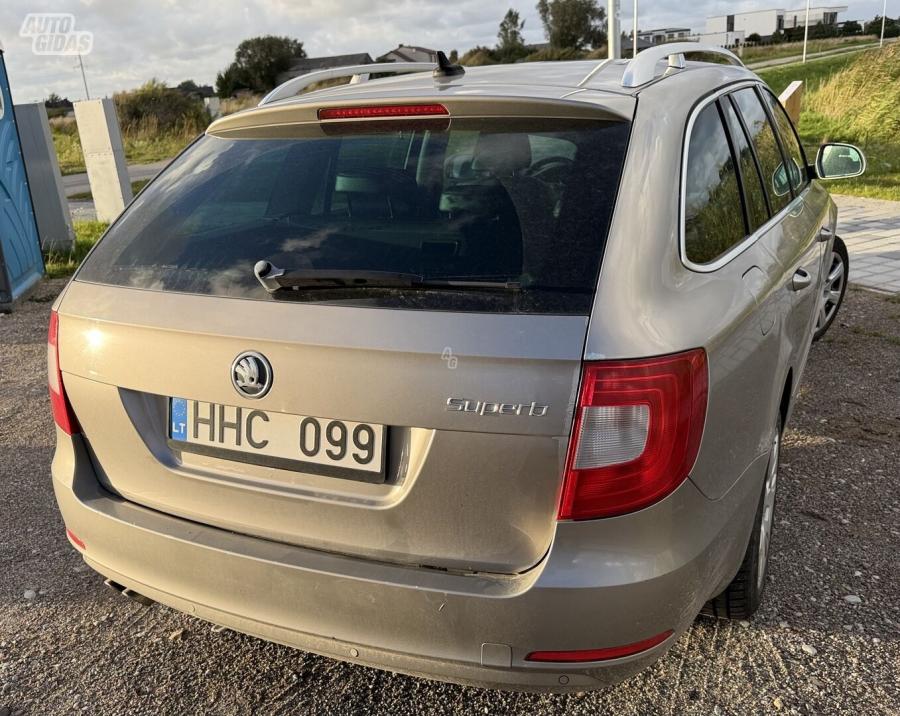 Skoda SuperB 2011 Klaipėda, ar dzinēja tilpumu 2.00 L un nobraukumu 285 tūkst. km par 4000 €, foto 10 vietnē AUTOMOTO.COM.LV
