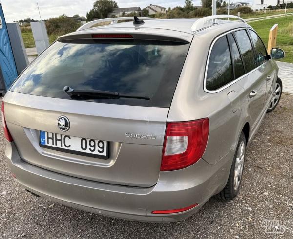 Skoda SuperB 2011 in Klaipeda, with an engine capacity of 2.00 L and mileage of 285 thousand km for 4000 €, photo 11 on AUTOMOTO.COM.LV