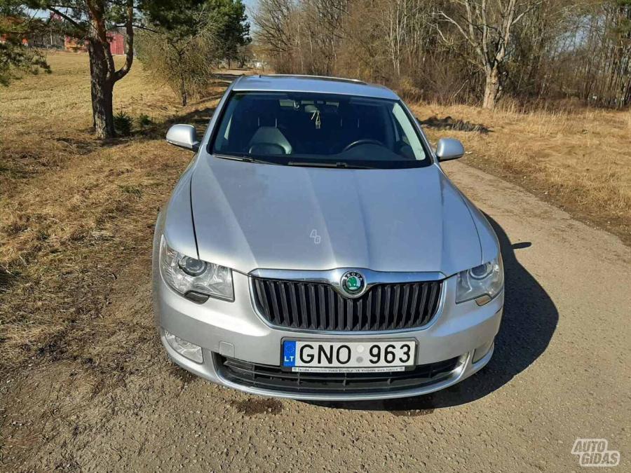 Skoda SuperB 2012 Viļņa, ar dzinēja tilpumu 2.00 L un nobraukumu 343 tūkst. km par 3400 €, foto 3 vietnē AUTOMOTO.COM.LV