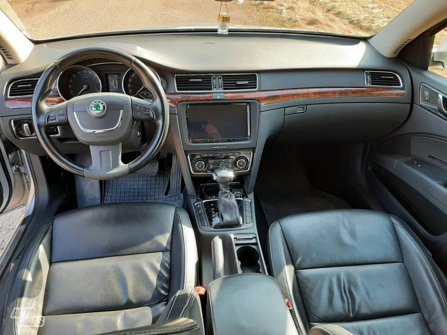 Skoda SuperB 2012 Viļņa, ar dzinēja tilpumu 2.00 L un nobraukumu 343 tūkst. km par 3400 €, foto 9 vietnē AUTOMOTO.COM.LV