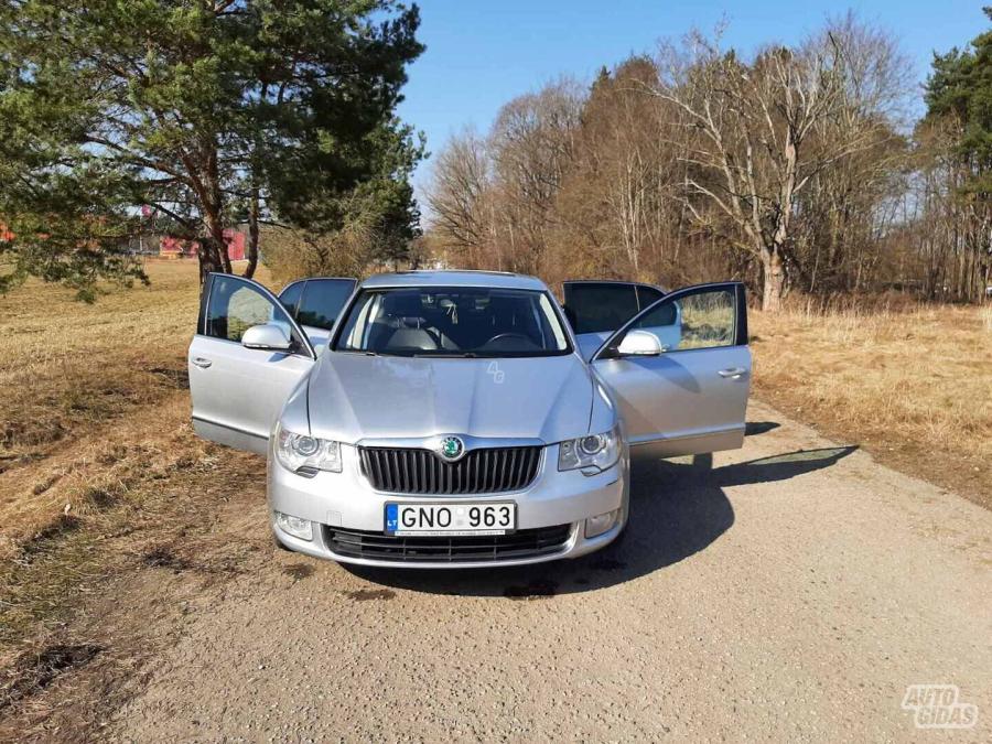 Skoda SuperB 2012 Viļņa, ar dzinēja tilpumu 2.00 L un nobraukumu 343 tūkst. km par 3400 €, foto 19 vietnē AUTOMOTO.COM.LV