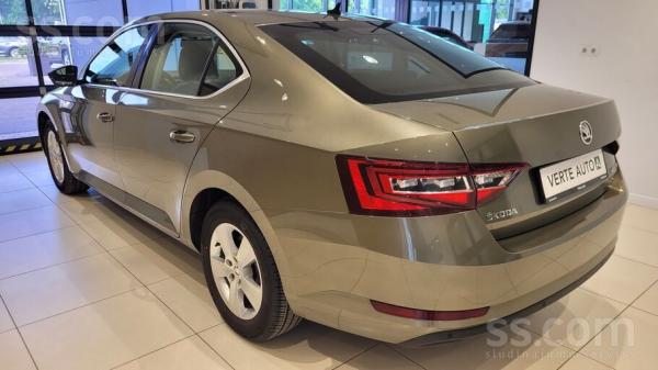 Skoda SuperB 2015 in Riga, with an engine capacity of 1.80 L and mileage of 169 thousand km for 12690 €, photo 4 on AUTOMOTO.COM.LV