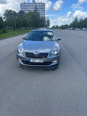 Skoda SuperB 2015 Alīta, ar dzinēja tilpumu 2.00 L un nobraukumu 300 tūkst. km par 10700 €, foto  vietnē AUTOMOTO.COM.LV