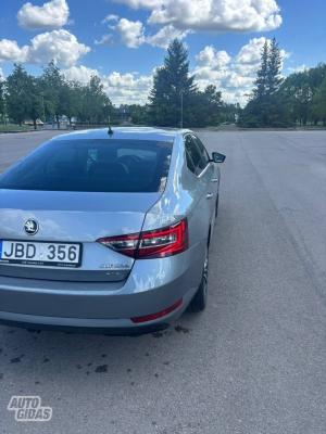 Skoda SuperB 2015 Alīta, ar dzinēja tilpumu 2.00 L un nobraukumu 300 tūkst. km par 10700 €, foto 5 vietnē AUTOMOTO.COM.LV
