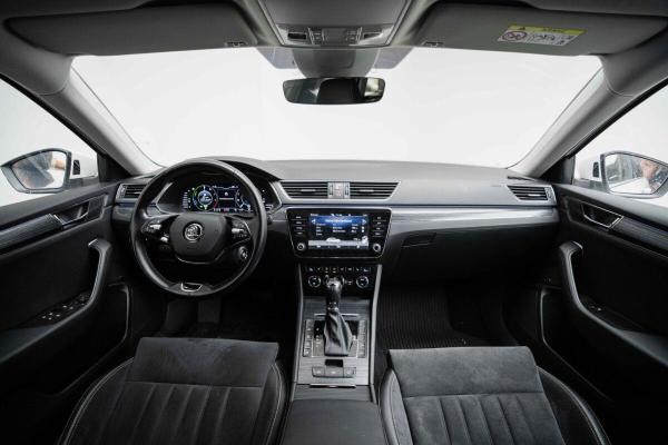 Шкода Суперб 2021 в Пеэтри на AUTOMOTO.COM.LV Шкода Суперб 2021 в Пеэтри, объемом двигателя 1.40 л и пробегом 95 тыс. км за 24900 €, фото 11 на AUTOMOTO.COM.LV