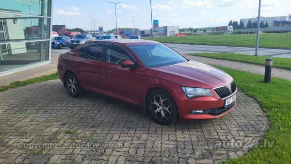 Oranžs Skoda SuperB 2016 Tartu, ar dzinēja tilpumu 1.40 L un nobraukumu 105 tūkst. km par 12800 €, foto 2 vietnē AUTOMOTO.COM.LV