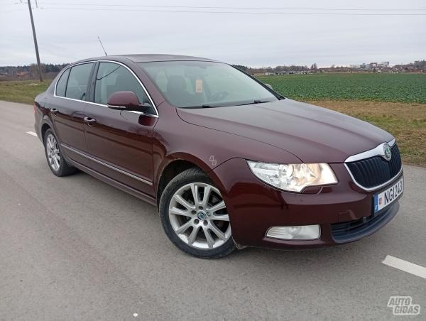 Red Skoda SuperB 2009 in Vilnius, with an engine capacity of 1.90 L and mileage of 388 thousand km for 3950 €, photo 3 on AUTOMOTO.COM.LV