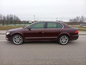 Red Skoda SuperB 2009 in Vilnius, with an engine capacity of 1.90 L and mileage of 388 thousand km for 3950 €, photo 11 on AUTOMOTO.COM.LV
