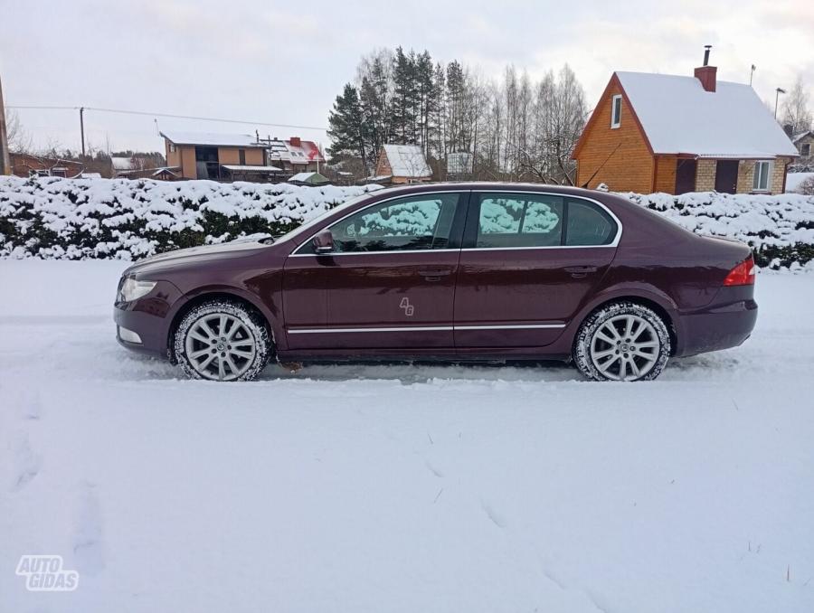 Sarkans Skoda SuperB 2009 Viļņa, ar dzinēja tilpumu 1.90 L un nobraukumu 389 tūkst. km par 3950 €, foto 11 vietnē AUTOMOTO.COM.LV