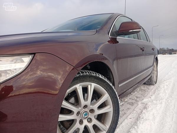 Red Skoda SuperB 2009 in Vilnius, with an engine capacity of 1.90 L and mileage of 388 thousand km for 3950 €, photo 7 on AUTOMOTO.COM.LV