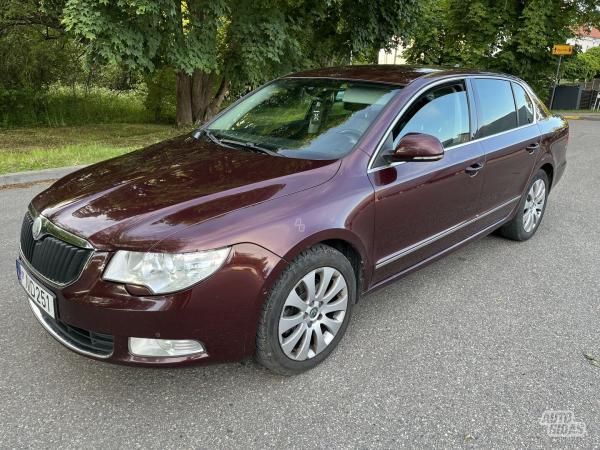 Sarkans Skoda SuperB 2010 Viļņa, ar dzinēja tilpumu 1.80 L un nobraukumu 290 tūkst. km par 2800 €, foto 3 vietnē AUTOMOTO.COM.LV