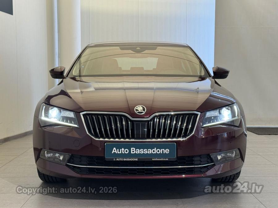 Red Skoda SuperB 2015 in Tallinn, with an engine capacity of 1.40 L and mileage of 138 thousand km for 12900 €, photo 3 on AUTOMOTO.COM.LV