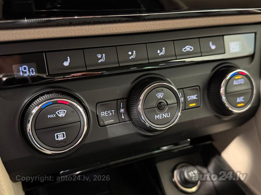 Red Skoda SuperB 2015 in Tallinn, with an engine capacity of 1.40 L and mileage of 138 thousand km for 12900 €, photo 23 on AUTOMOTO.COM.LV