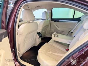 Red Skoda SuperB 2015 in Tallinn, with an engine capacity of 1.40 L and mileage of 138 thousand km for 12900 €, photo 26 on AUTOMOTO.COM.LV