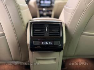 Red Skoda SuperB 2015 in Tallinn, with an engine capacity of 1.40 L and mileage of 138 thousand km for 12900 €, photo 27 on AUTOMOTO.COM.LV