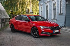 Sarkans Skoda SuperB 2020 Rīga, ar dzinēja tilpumu 1.97 L un nobraukumu 187 tūkst. km par 19000 €, foto  vietnē AUTOMOTO.COM.LV