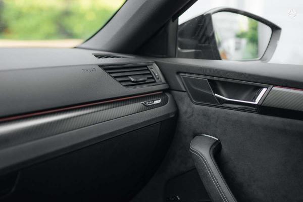 Sarkans Skoda SuperB 2020 Rīga, ar dzinēja tilpumu 1.97 L un nobraukumu 187 tūkst. km par 19000 €, foto 11 vietnē AUTOMOTO.COM.LV
