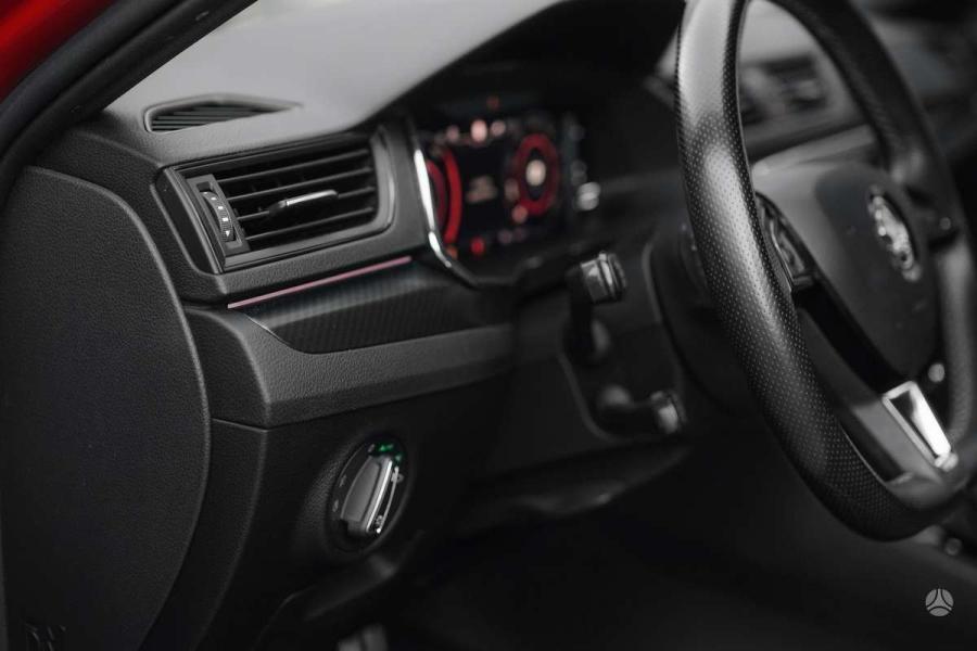 Sarkans Skoda SuperB 2020 Rīga, ar dzinēja tilpumu 1.97 L un nobraukumu 187 tūkst. km par 19000 €, foto 14 vietnē AUTOMOTO.COM.LV