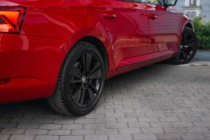 Sarkans Skoda SuperB 2020 Rīga, ar dzinēja tilpumu 1.97 L un nobraukumu 187 tūkst. km par 19000 €, foto 24 vietnē AUTOMOTO.COM.LV