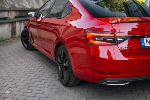 Sarkans Skoda SuperB 2020 Rīga, ar dzinēja tilpumu 1.97 L un nobraukumu 187 tūkst. km par 19000 €, foto 26 vietnē AUTOMOTO.COM.LV