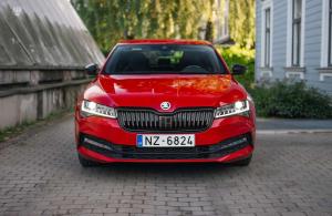 Sarkans Skoda SuperB 2020 Rīga, ar dzinēja tilpumu 1.97 L un nobraukumu 187 tūkst. km par 19000 €, foto 29 vietnē AUTOMOTO.COM.LV
