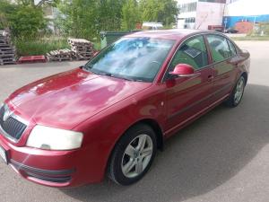 Red Skoda SuperB 2007 in Siauliai, with an engine capacity of 2.00 L and mileage of 290 thousand km for 2250 €, photo 4 on AUTOMOTO.COM.LV