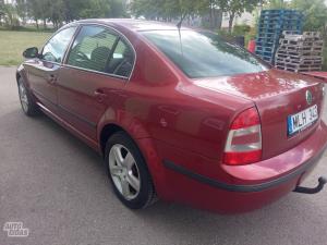 Red Skoda SuperB 2007 in Siauliai, with an engine capacity of 2.00 L and mileage of 290 thousand km for 2250 €, photo 9 on AUTOMOTO.COM.LV