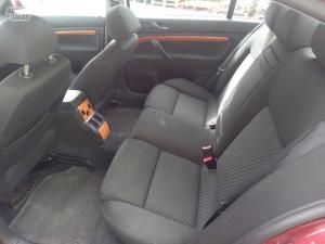 Red Skoda SuperB 2007 in Siauliai, with an engine capacity of 2.00 L and mileage of 290 thousand km for 2250 €, photo 13 on AUTOMOTO.COM.LV