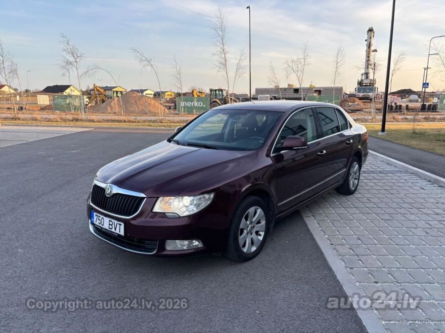Red Skoda SuperB 2008 in Tartu, with an engine capacity of 2.00 L and mileage of 349 thousand km for 3700 €, photo 1 on AUTOMOTO.COM.LV