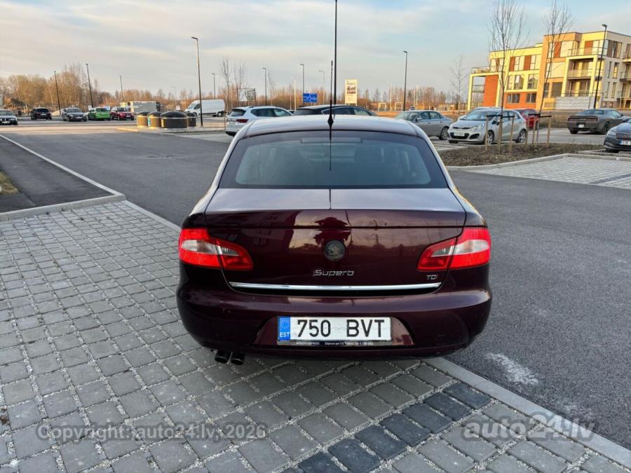 Sarkans Skoda SuperB 2008 Tartu, ar dzinēja tilpumu 2.00 L un nobraukumu 349 tūkst. km par 3700 €, foto 6 vietnē AUTOMOTO.COM.LV