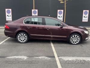 Sarkans Skoda SuperB 2008 Tallina, ar dzinēja tilpumu 2.00 L un nobraukumu 335 tūkst. km par 2600 €, foto 6 vietnē AUTOMOTO.COM.LV