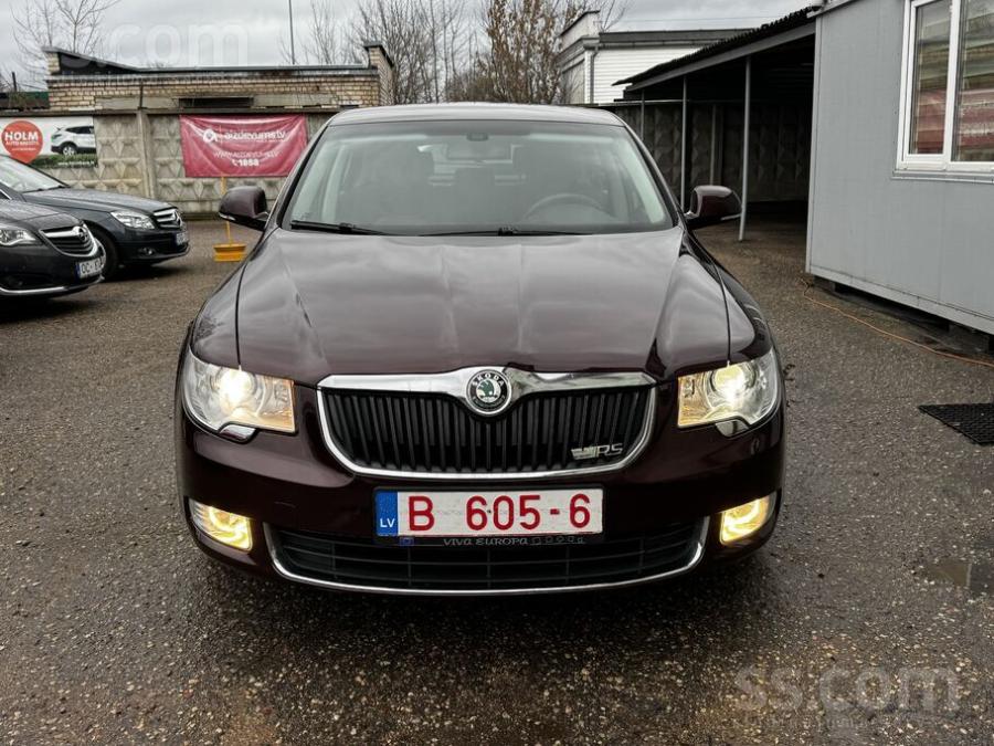 Sarkans Skoda SuperB 2008 Daugavpils, ar dzinēja tilpumu 2.00 L un nobraukumu 0 tūkst. km par 3450 €, foto 3 vietnē AUTOMOTO.COM.LV